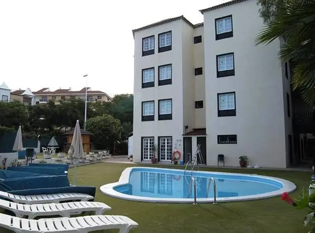 Apartamentos Los Dragos del Norte – 3★ Hotel