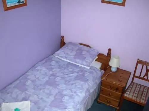 A Knights Rest Guest House – 3★ Hotel
