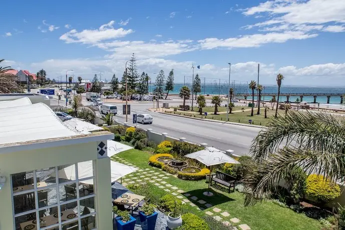 The Beach Hotel Port Elizabeth – 4★ Hotel