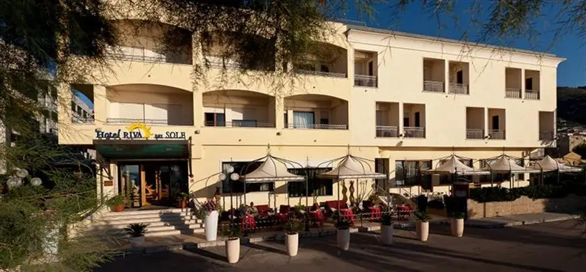 Hotel Riva Del Sole Cefalu – 4★ Hotel