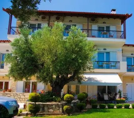 Aphrodite Studios Kassandra – 2★ Hotel