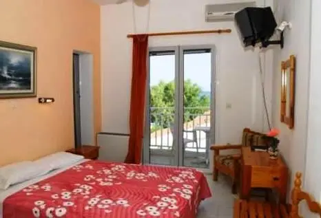 Hotel Katerina Pythagoreion – 2★ Hotel