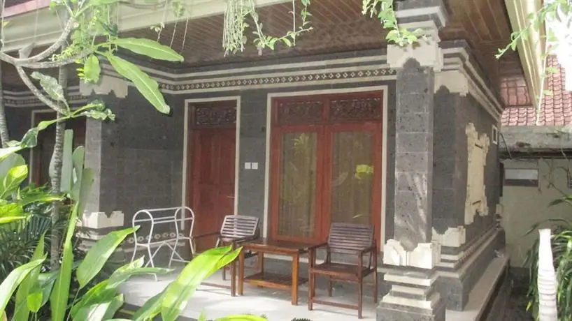 Adus Beach Inn – 3★ Hotel