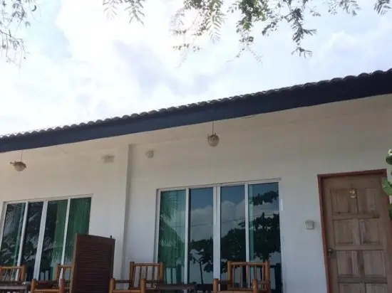 Labu Labi Residence – 2★ Hotel