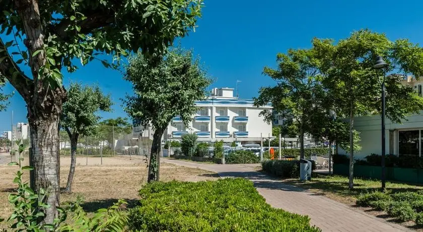 Hotel Corinna – 3★ Hotel