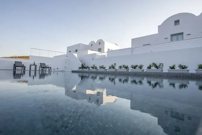 Sea and Sand Villas – 4★ Hotel