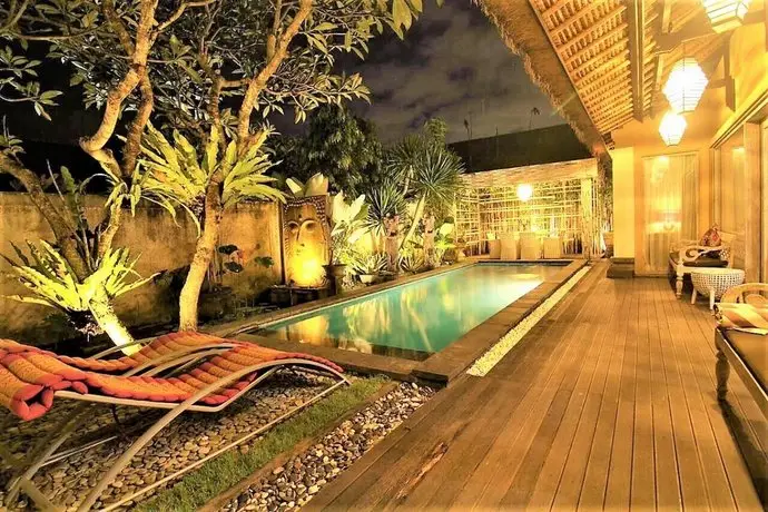 Bamboo Moon Villas – 4★ Hotel