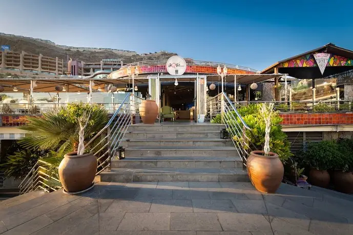 Holiday Club Playa Amadores – 5★ Hotel