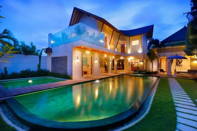 Villa K-Mea – 4★ Hotel